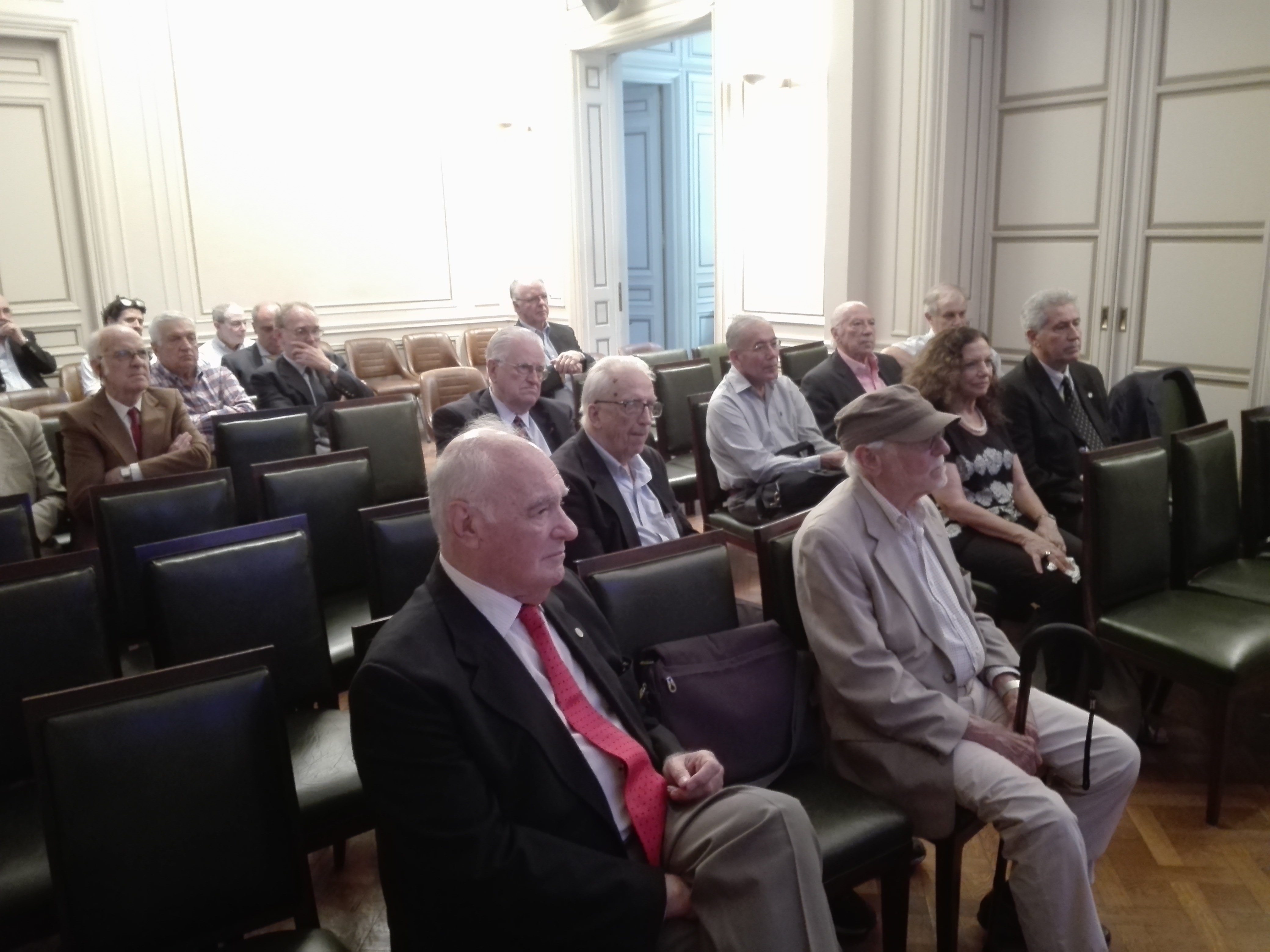 Academia Nacional de Ciencias de Buenos Aires "A 80 años del ...